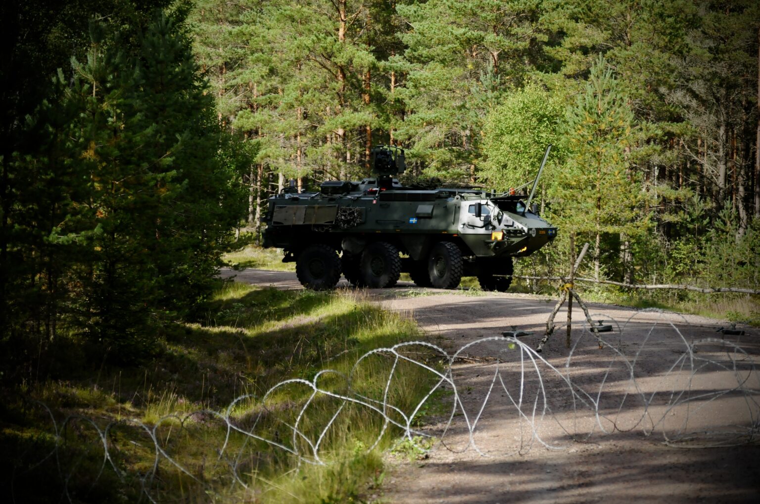 Vad för tung militär utrustning kan svenska försvaret skicka till ...