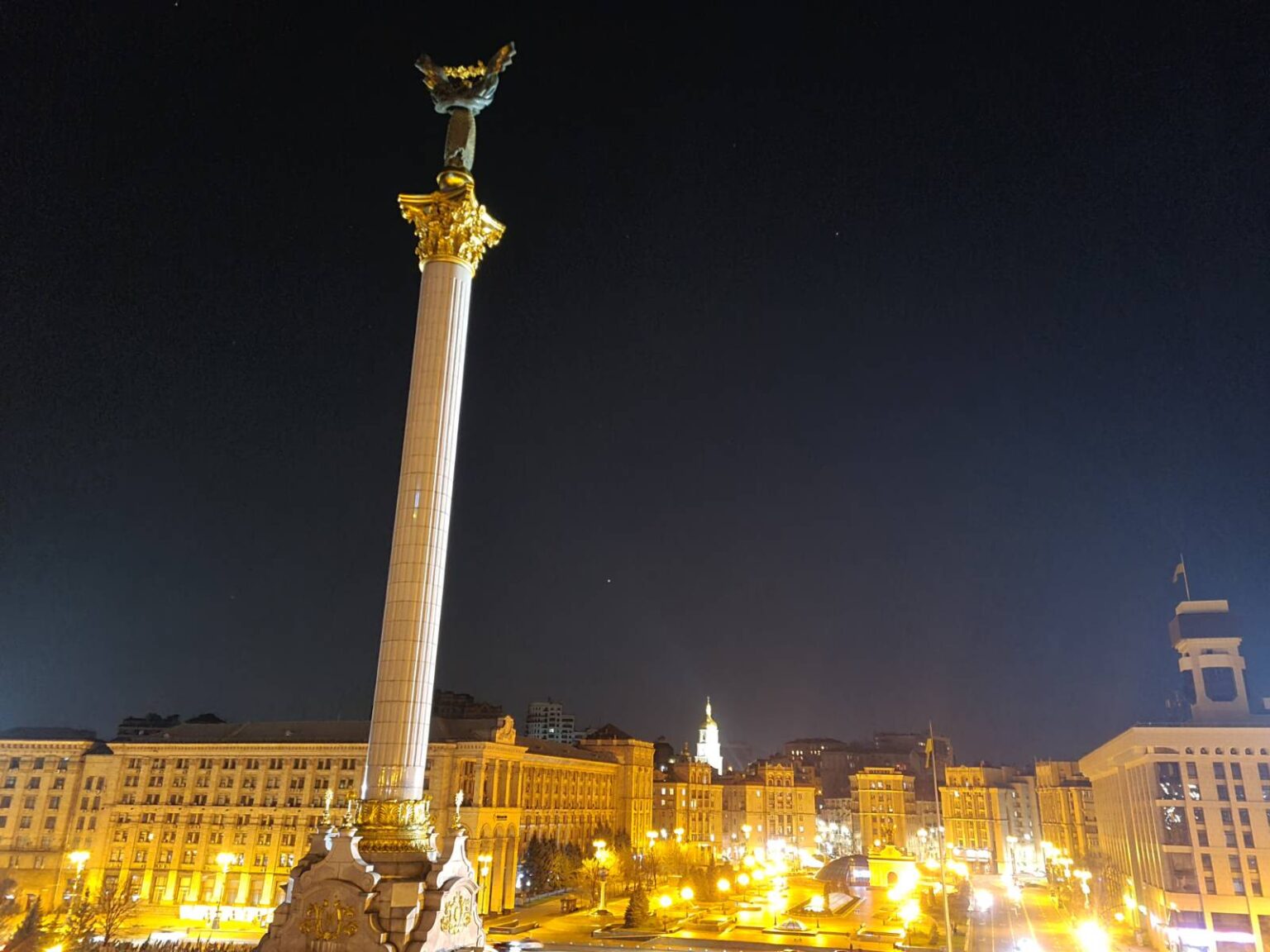 UPPDATERAS: Terrorombning mot Kyjiv under morgonen, minst fem skadade ...