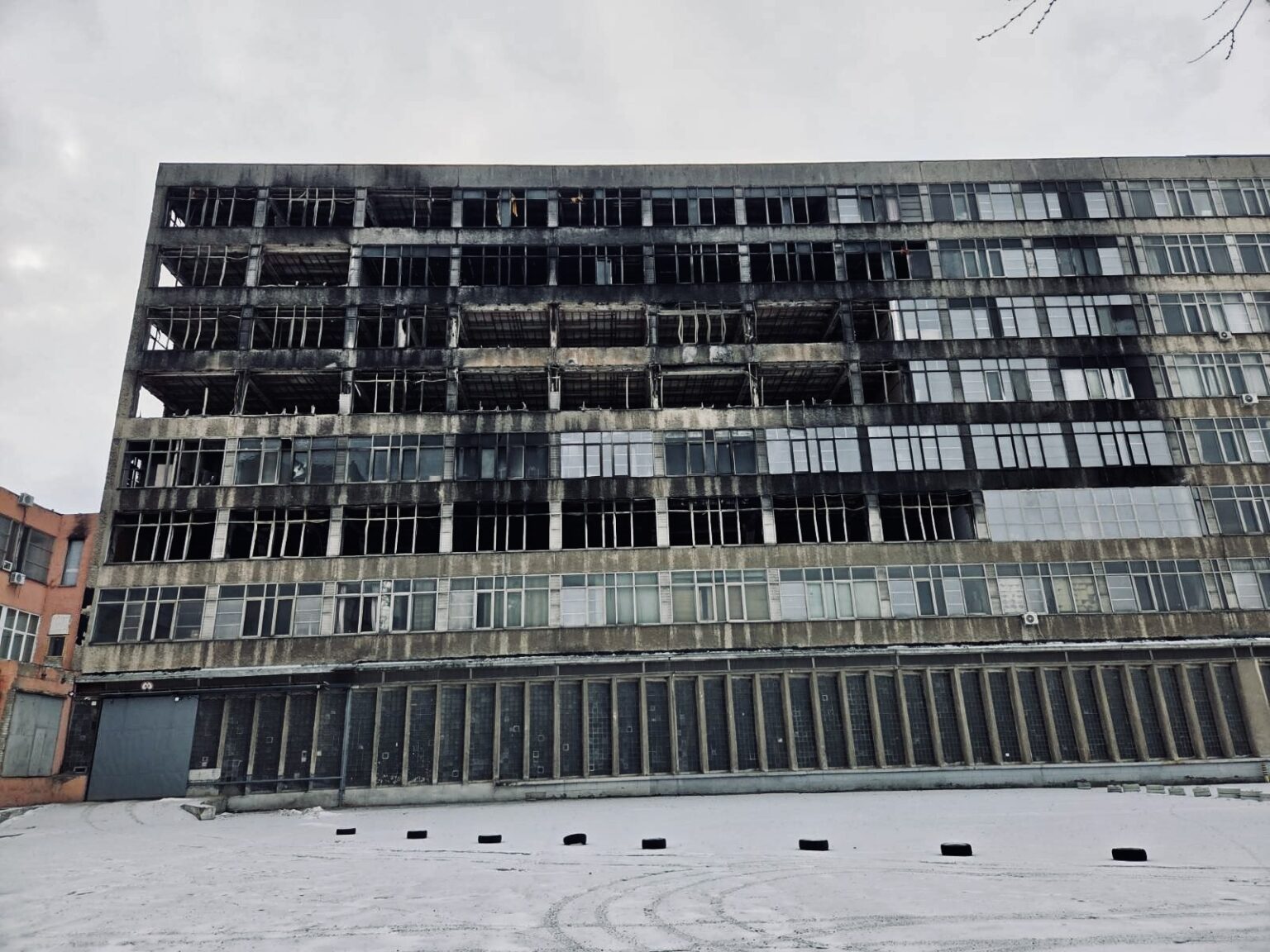 Tre mördade och elva skadade i Charkiv – Patriotskenmål bombat av ...