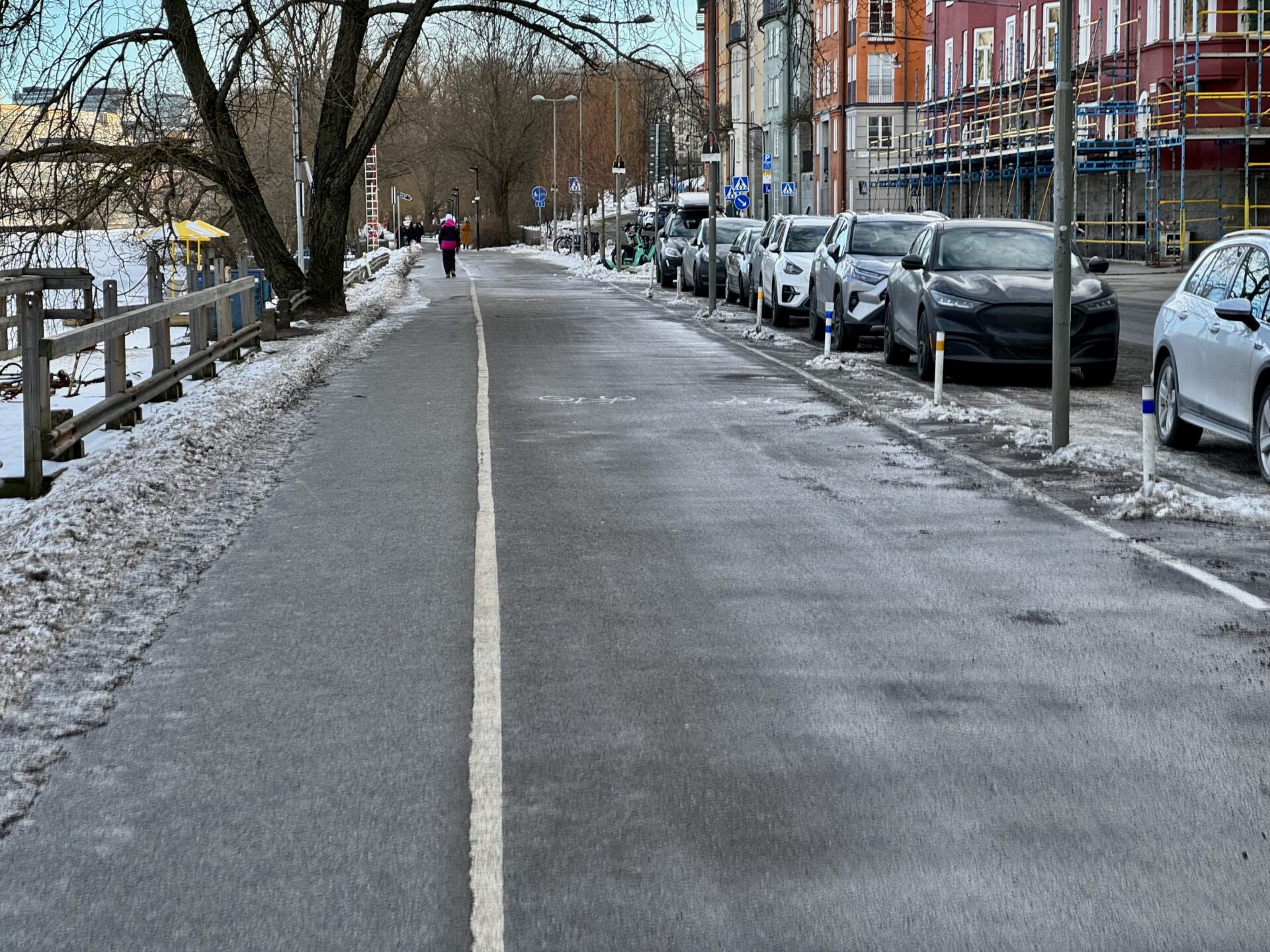 Stockholm: Vinterväg för fotgängare vs cyklister – Cornucopia?